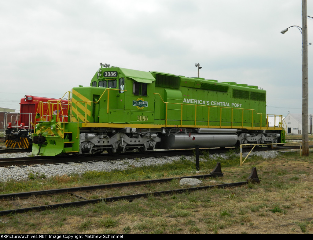 Port Harbors Green SD40-2